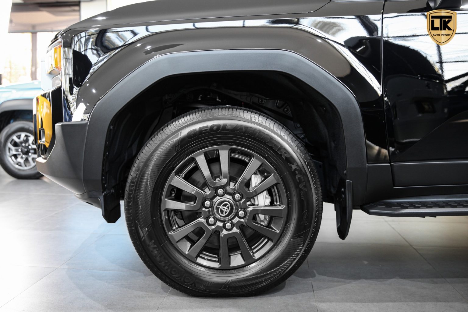 นำเข้าขายไทย 4.39 ล้านบาท รุ่นเริ่มต้น TOYOTA LAND CRUISER 250GX 2.8 DIESEL 2025 5 ที่นั่ง โดย ...