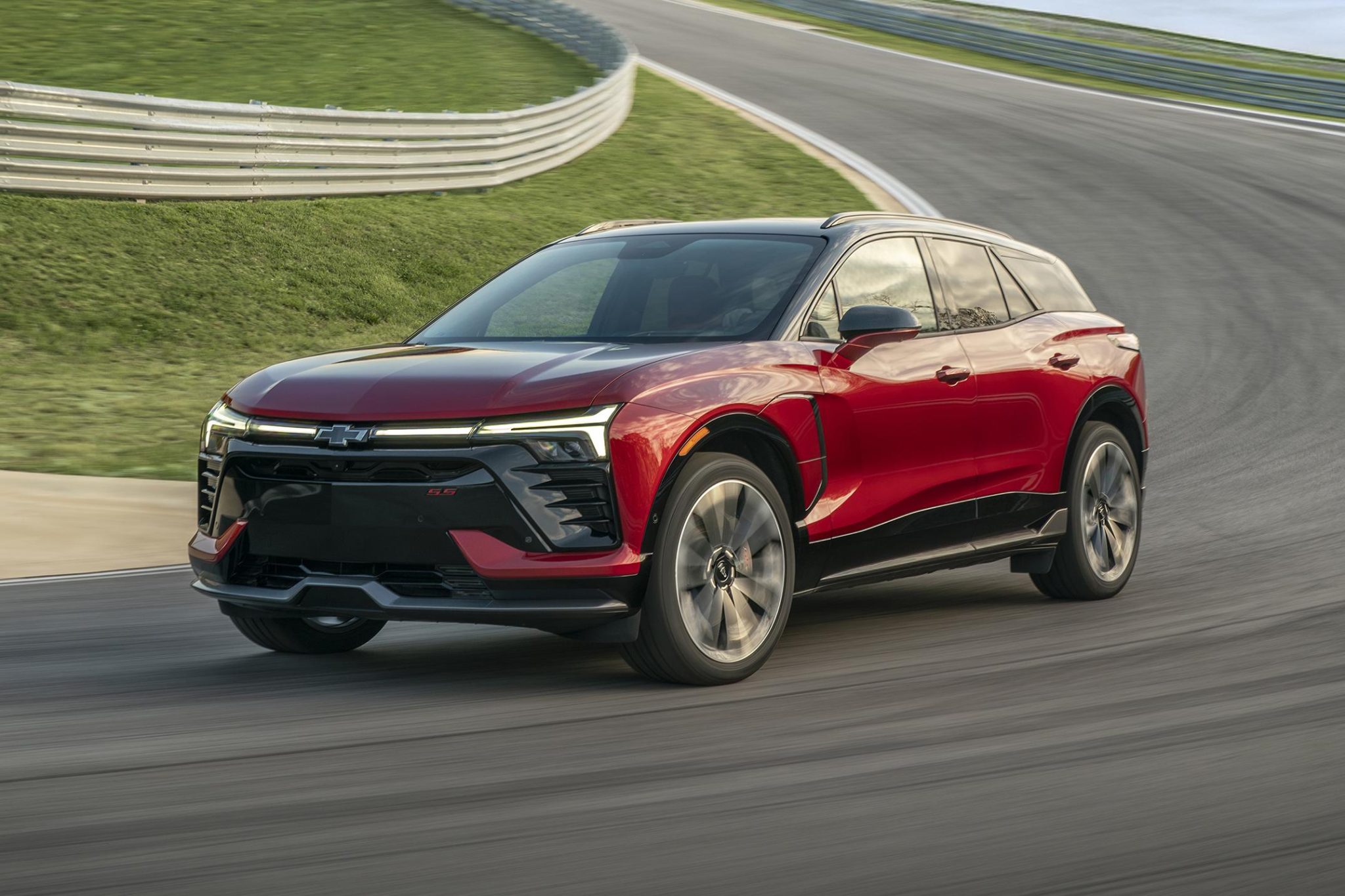 Chevrolet Camaro EV SUV ใหม่ เตรียมเปิดตัวในปี 2026 ว่าที่คู่แข่ง ...