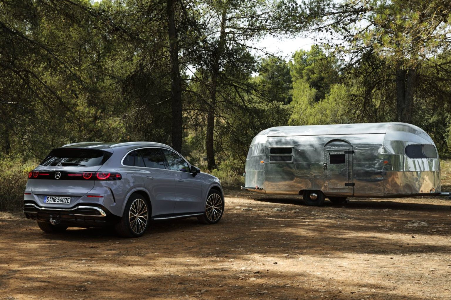 เปิดตัว Mercedes-Benz GLC EV ใหม่ วิ่งได้ไกลกว่า 713 กม./ชาร์จ WLTP รองรับ 800V DC330kW - รถใหม่ ...