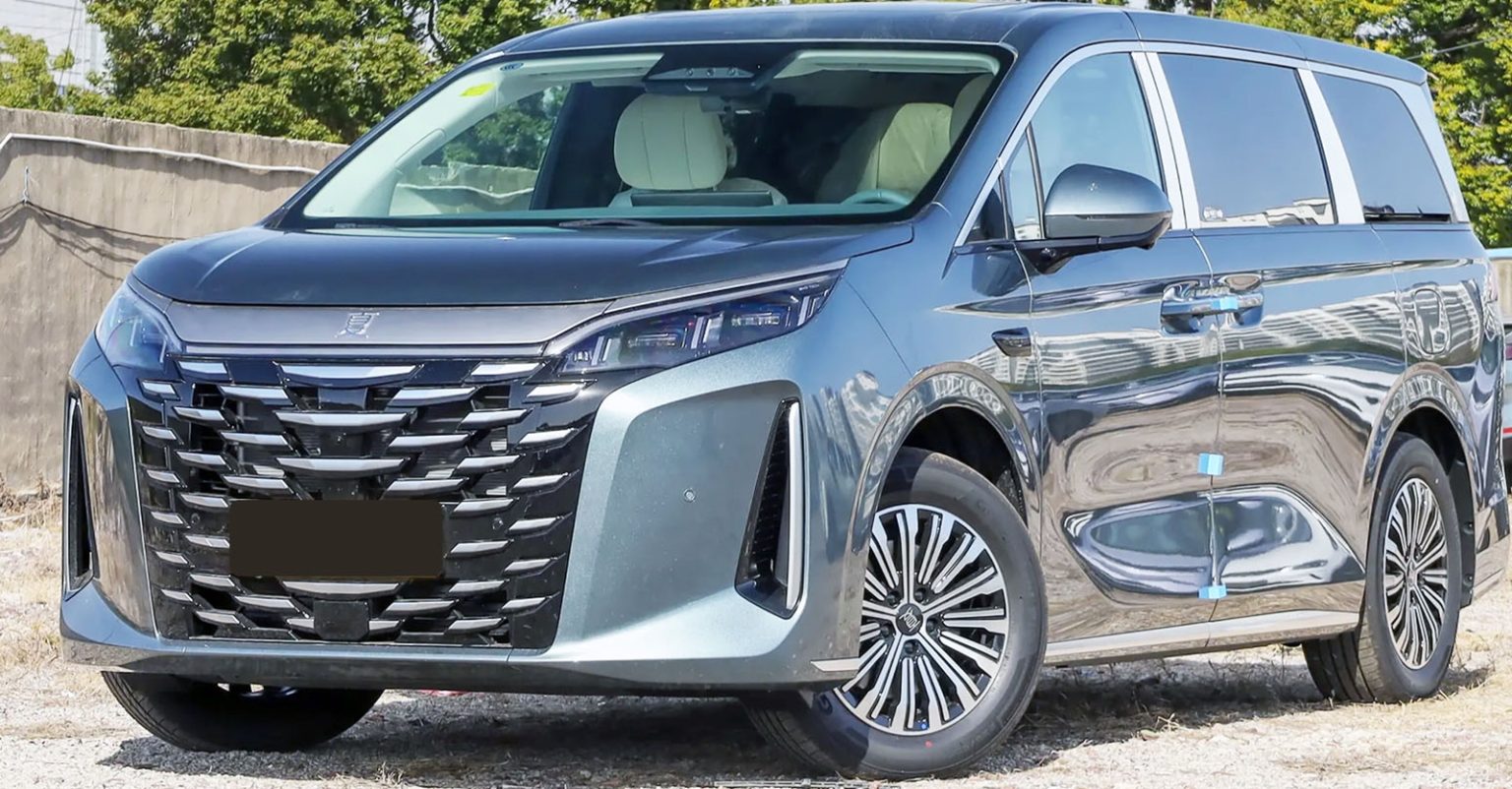 BYD XIA PHEV วิ่งไฟฟ้า 100 - 218 กม. ราคา 915,000 - 1,204,000 บาทในจีน ...