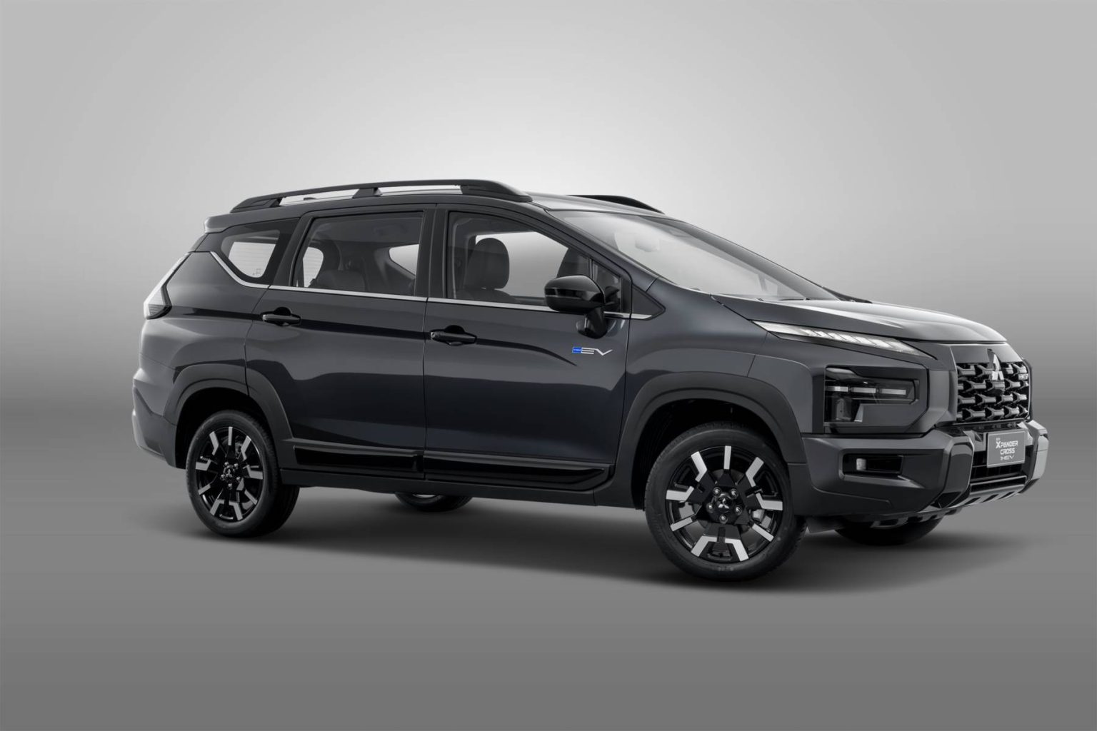 เปิดราคา Mitsubishi Xpander HEV / Xpander Cross HEV Minorchange 2025 ...